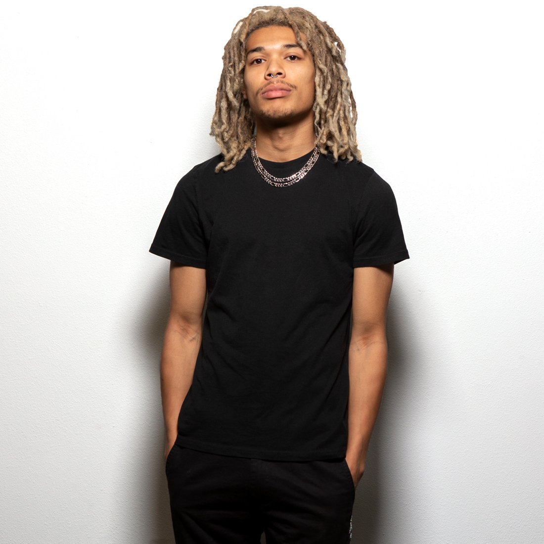 Chains – Page 7 – Zotic